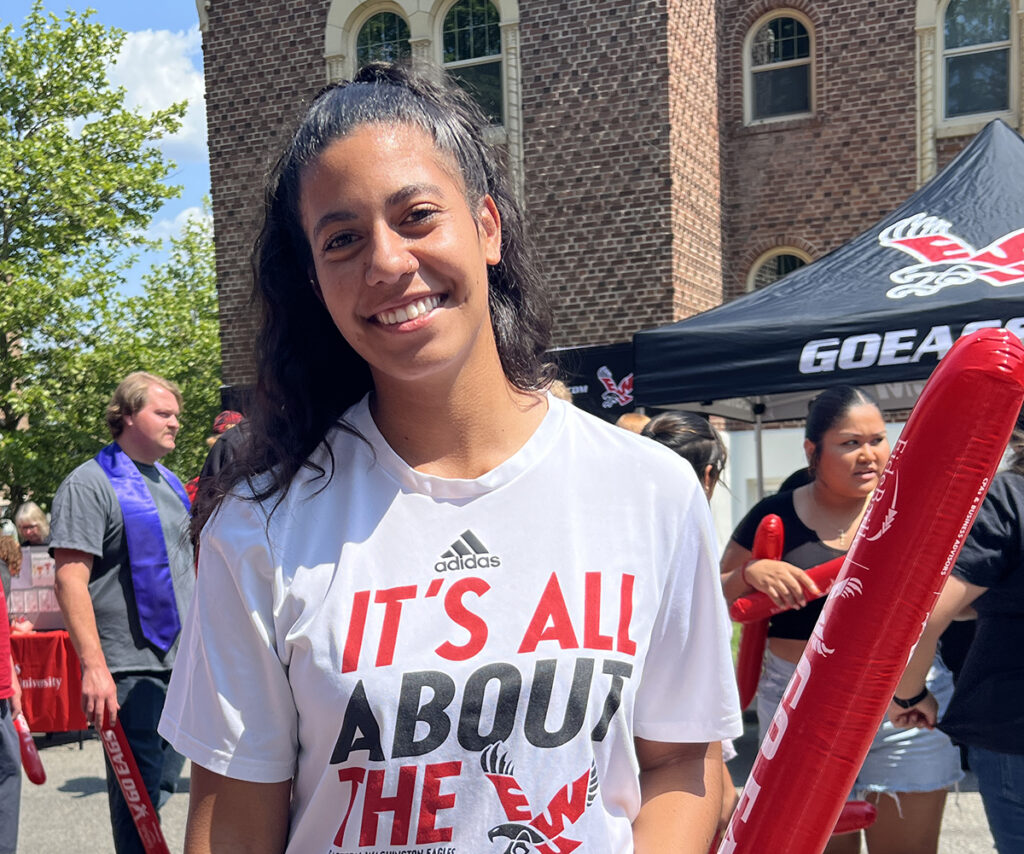 Senior Send-Off Celebrates ‘Eagles For Life’ - Stories - EWU - The ...